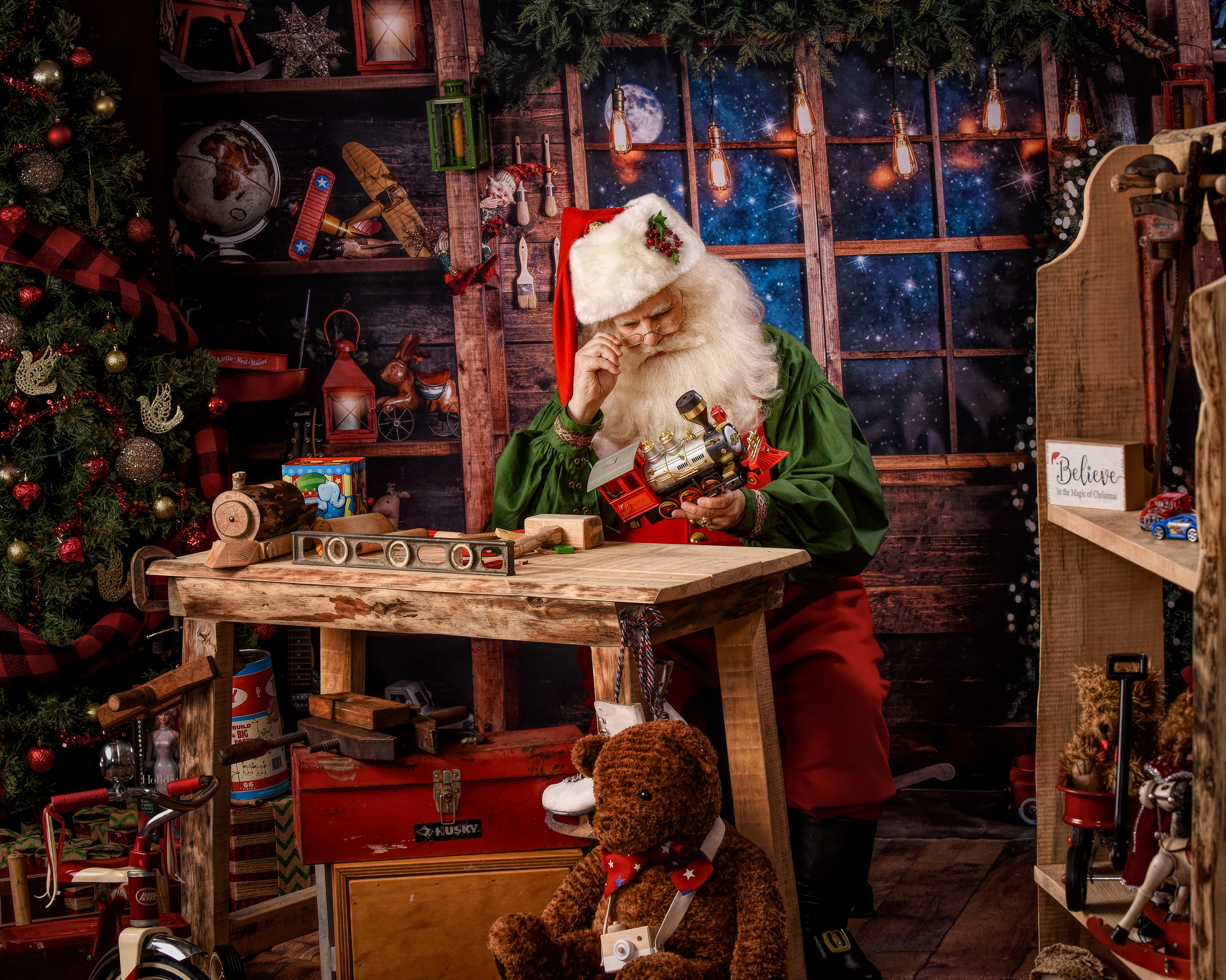 The Bristol Santa House Gives Visitors a Glimpse Inside Santa’s ...